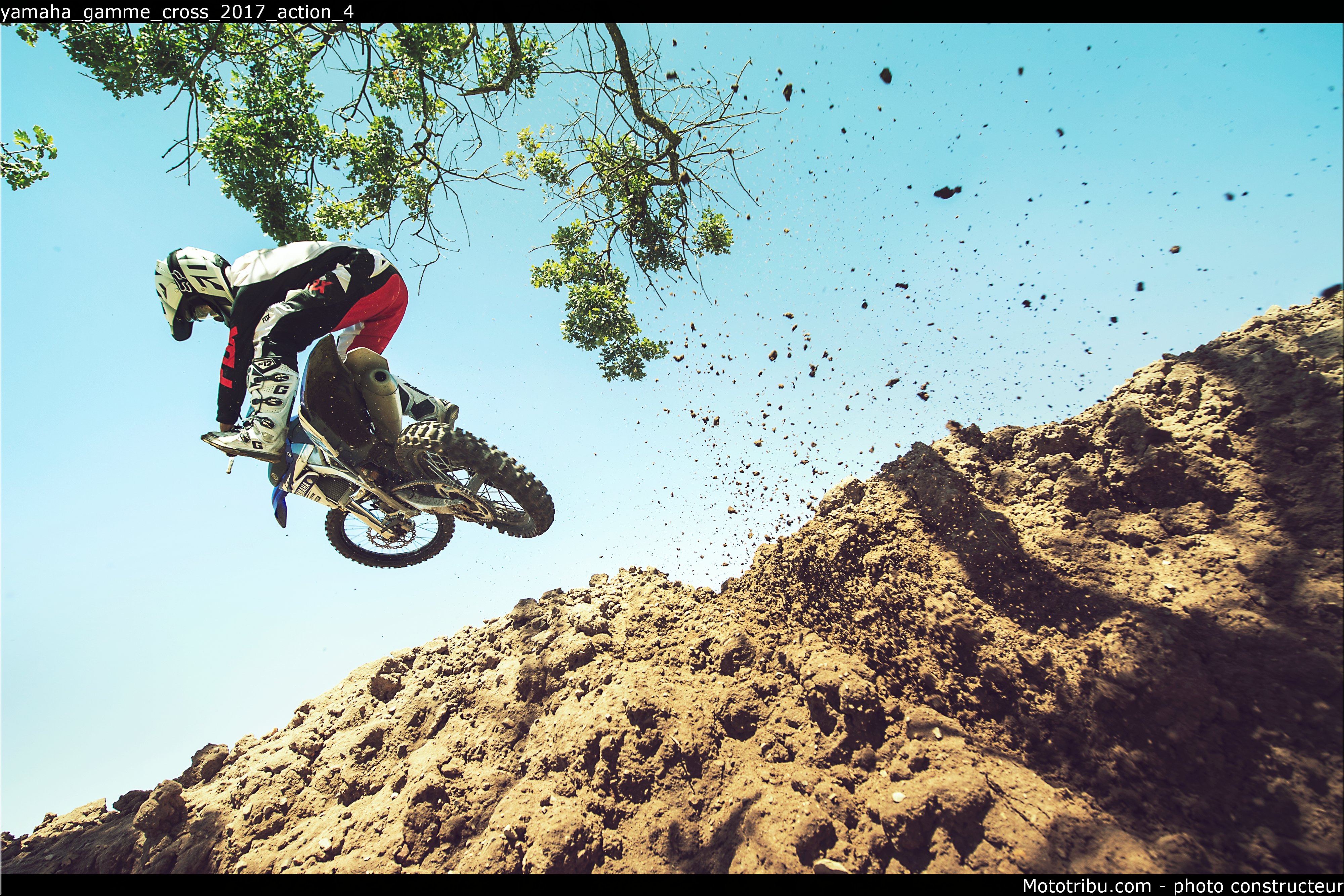 Mototribu - Yamaha 2017 gamme cross YZ450F, YZ250F, YZ250LC, YZ125LC ...